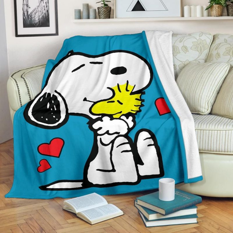 SNOOPY HUG WOODSTOCK FLEECE BLANKET, PREMIUM COMFY SOFA THROW BLANKET ...